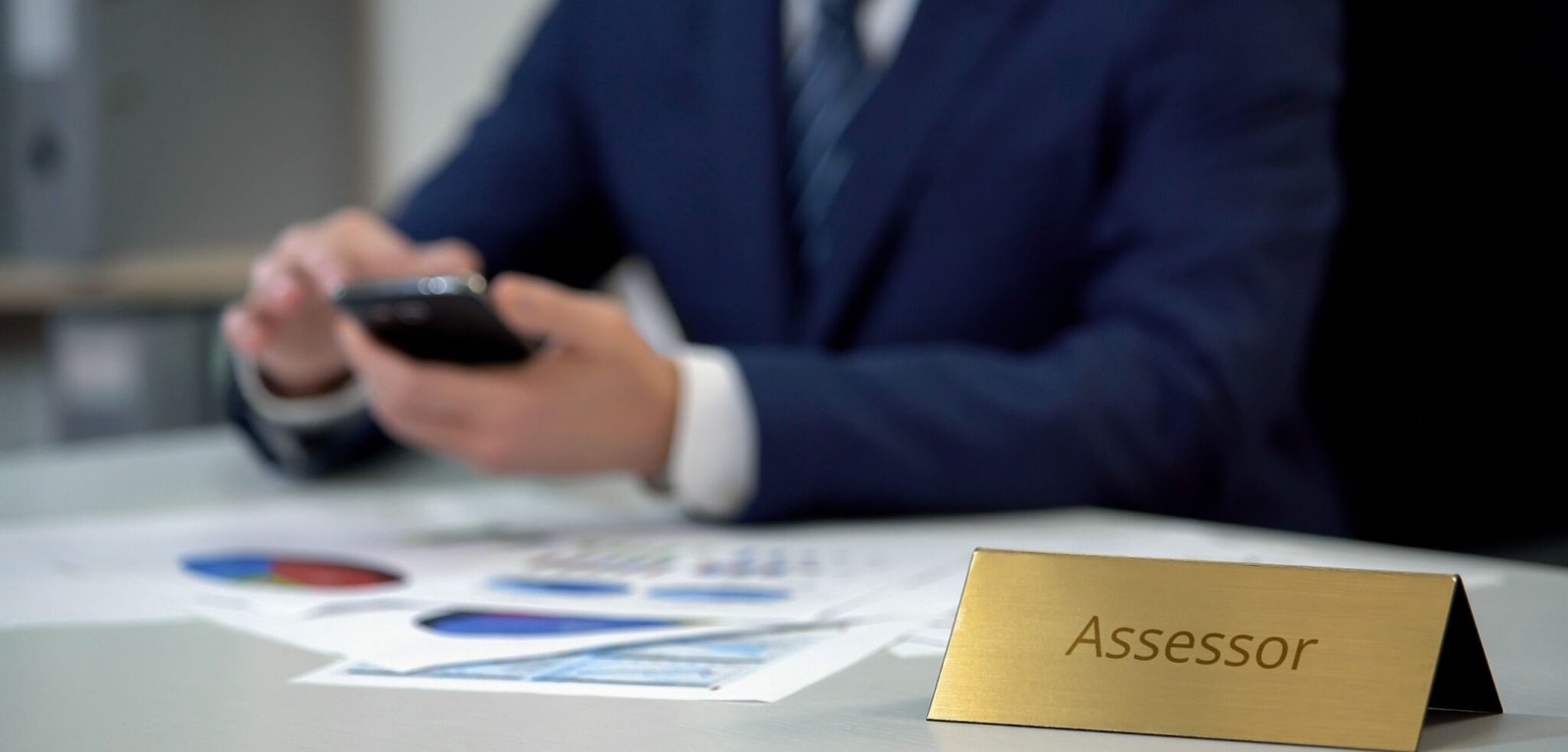 How to Become an Assessor: The Best Guide